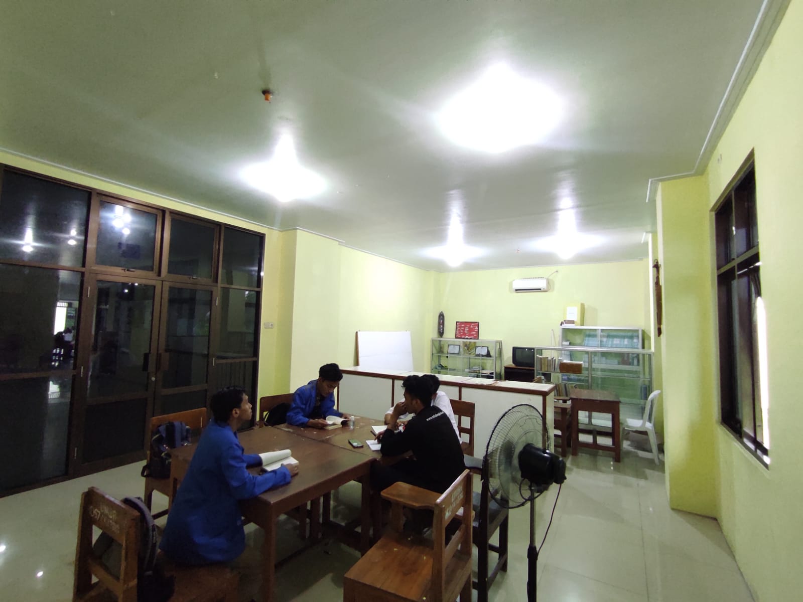 Fasilitas – Pendidikan Sejarah